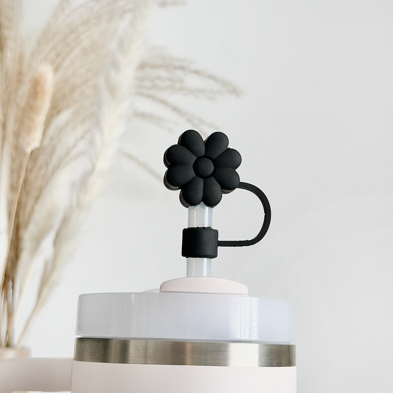 Black Flower Straw Cover | Straw Toppers | Coconut Lane